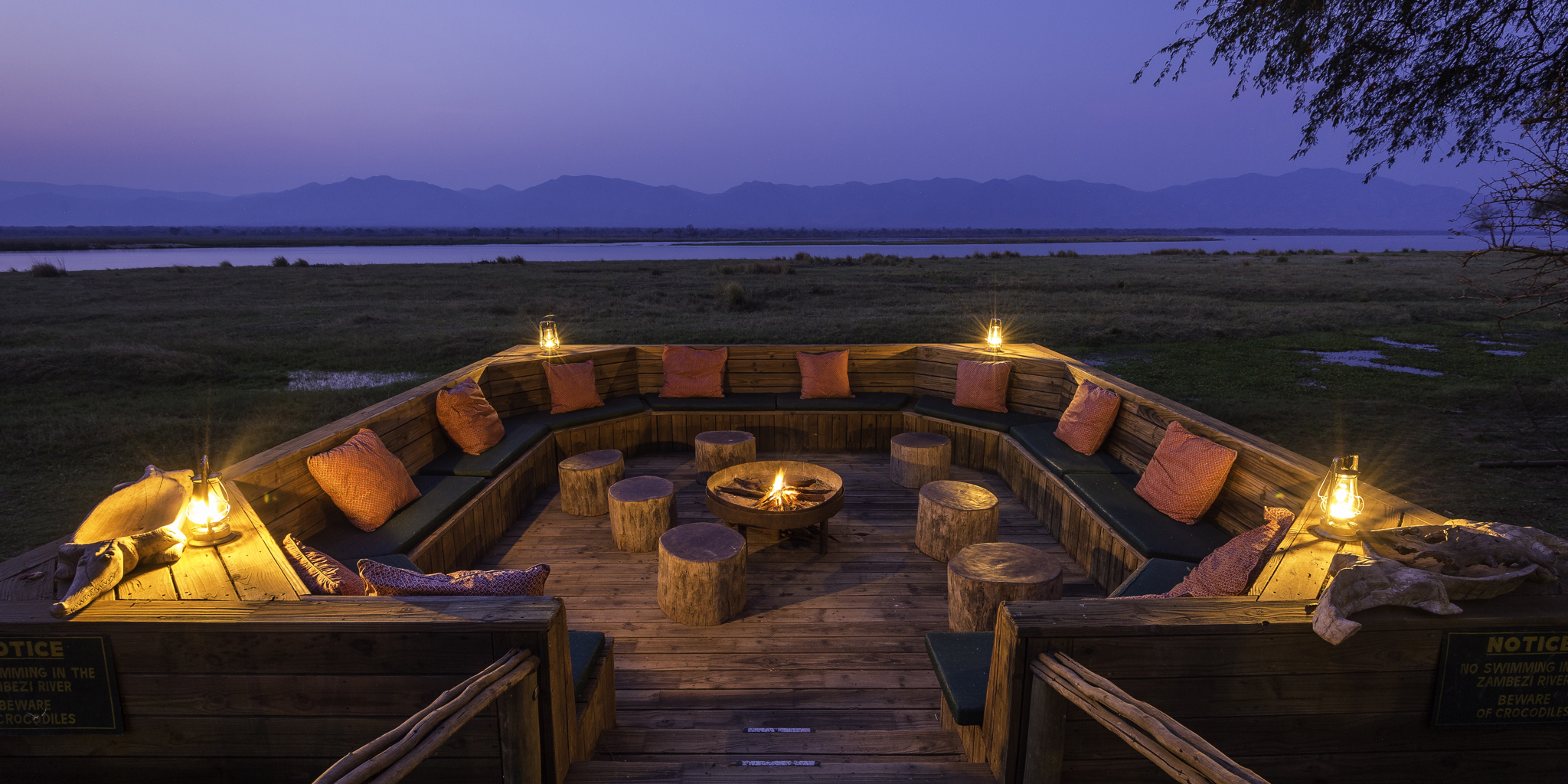 Luxury Safari Lodges & Camps in Zimbabwe