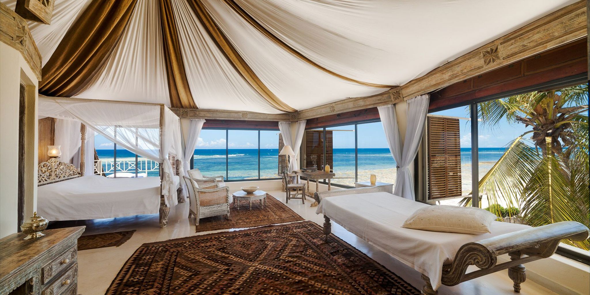 Alfajiri Villas | Diani Beach Hotels in Kenya